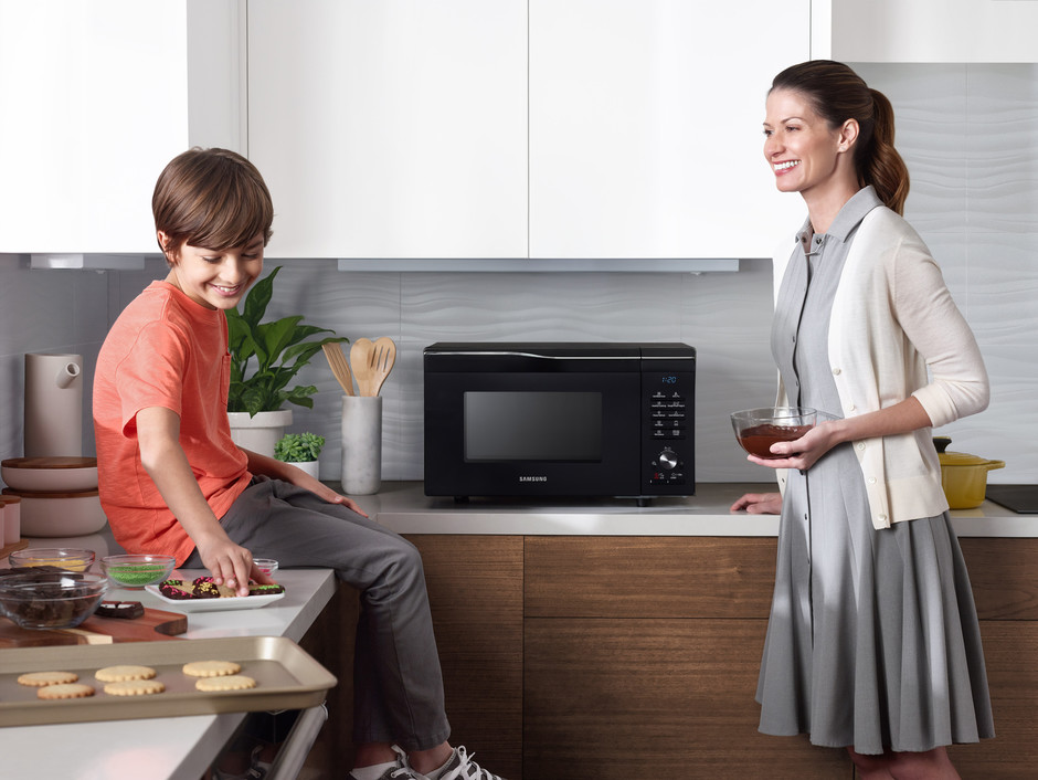 TECH WORLD: Домохозяйки по достоинству оценили премиальные СВЧ-печи ...