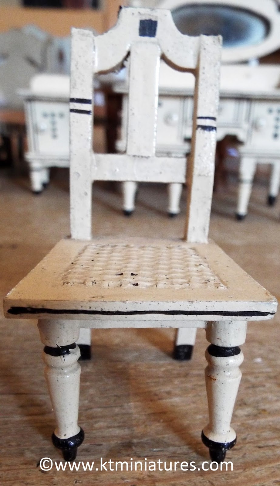 KT Miniatures Journal: Stunning Rare Art Deco Dolls House Bedroom ...