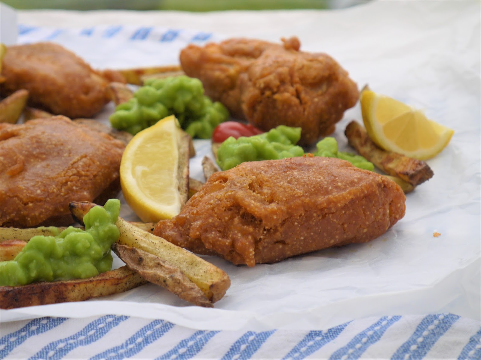 This Muslim Girl Bakes: Spicy Battered Fried Fish.