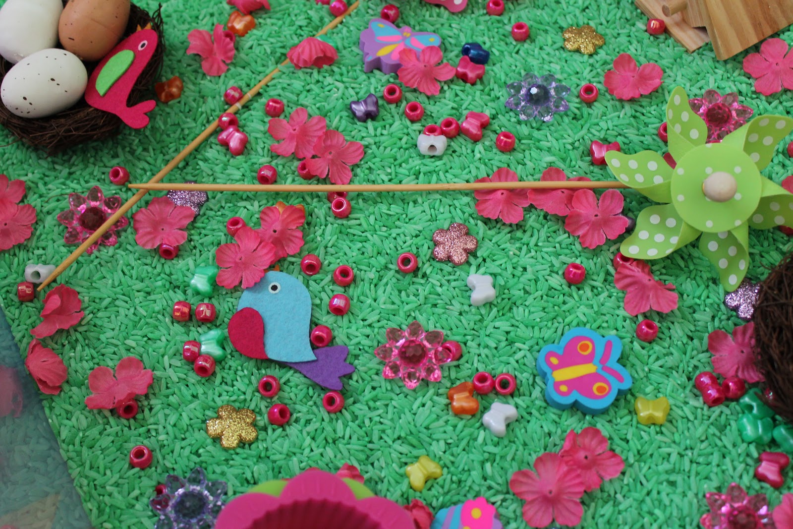 Belle's Butterfly Dreams: Our New Spring Sensory Tub