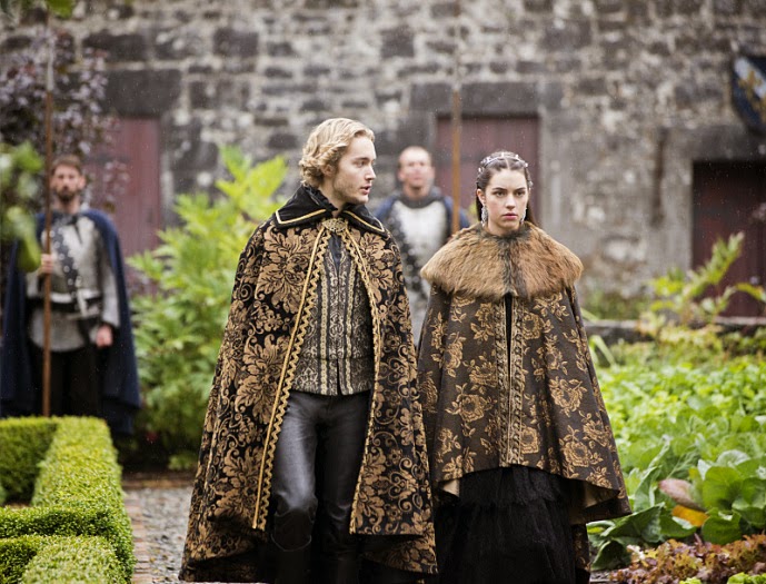REIGN: Still dai primi 3 episodi | Lost In A FlashForward