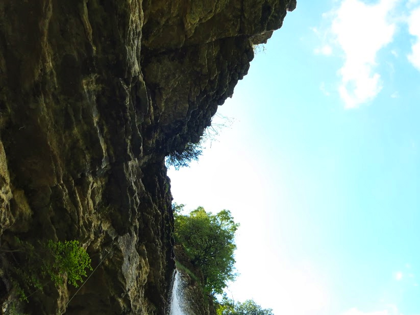 Paseos de Ikandu.: Cascada de Aizpún, en el barranco de Artazul, desde ...