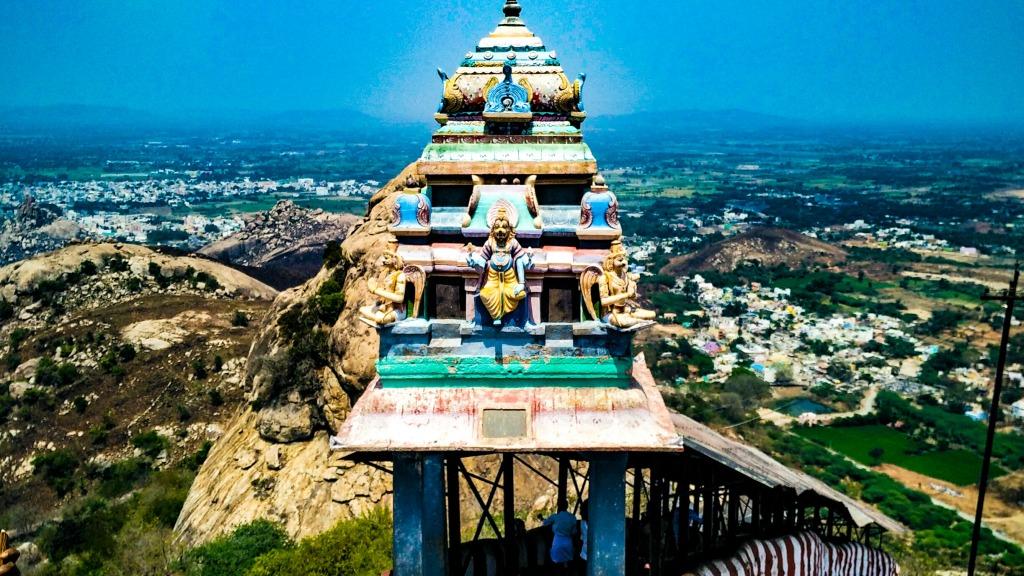 Tamilnadu Tourism: Thirukkadigai, Sholinghur – Yoga Narasimhar Temple ...