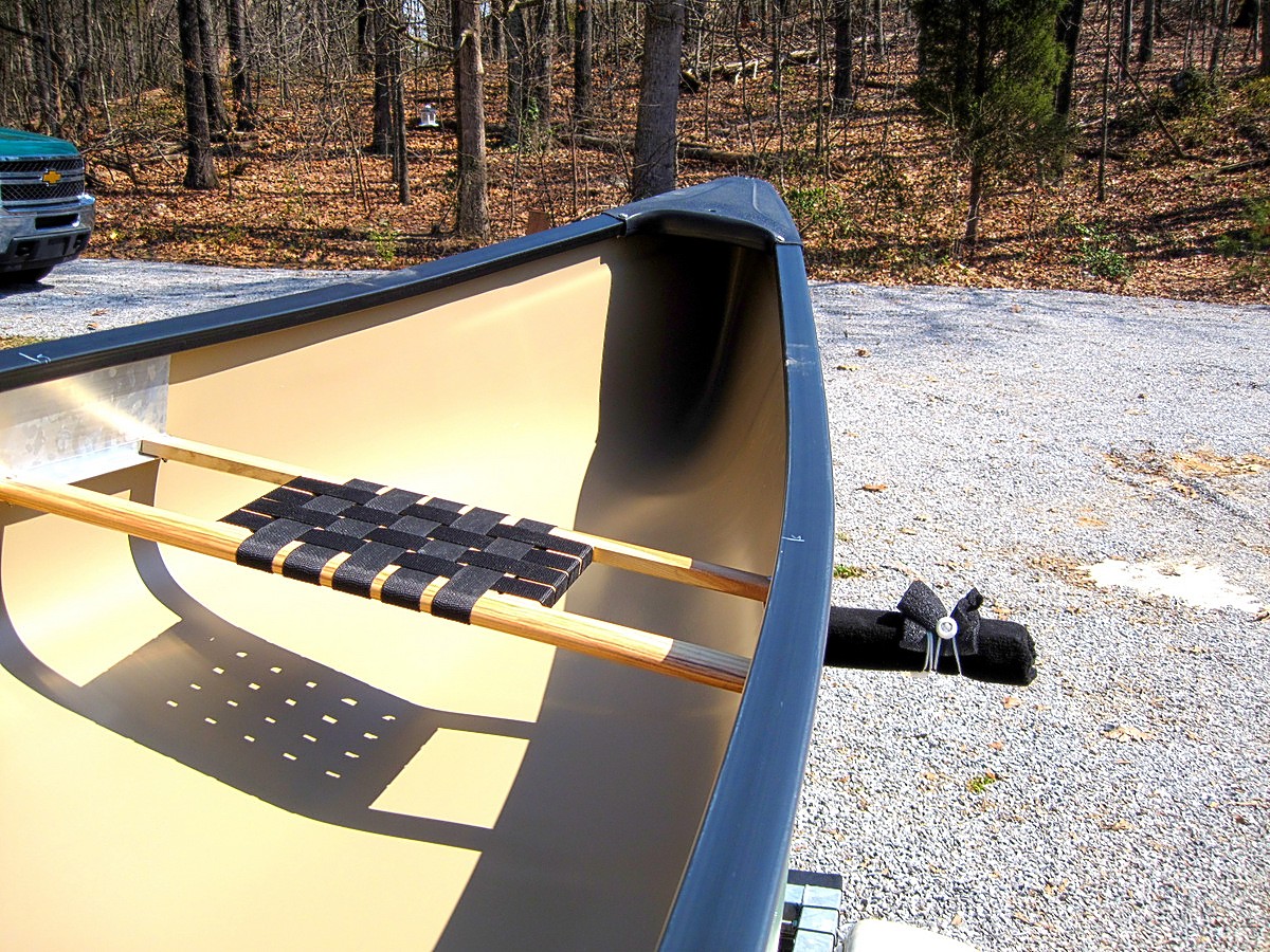 Gary's Outdoor Wanderings2: MOHAWK 17 FOOT CANOE