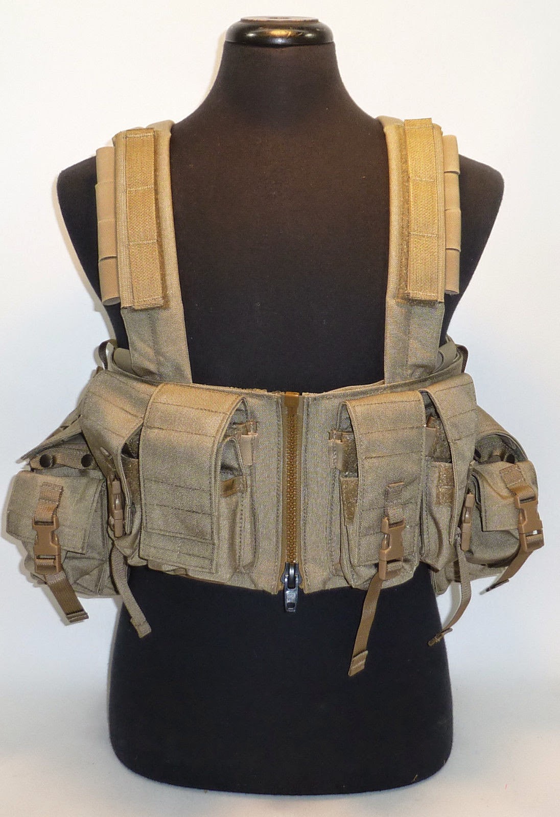Webbingbabel: LBT-1961G Load Bearing Chest Rig w/ Zipper