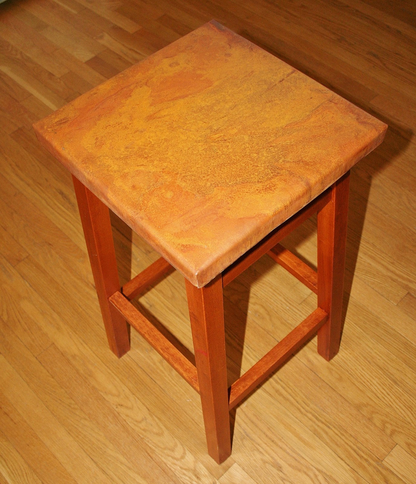 smarter than the wood: Rusty Metal Plant Stand