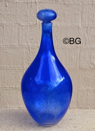 Australian Glass: Chuck Simpson - Glass artist and personality