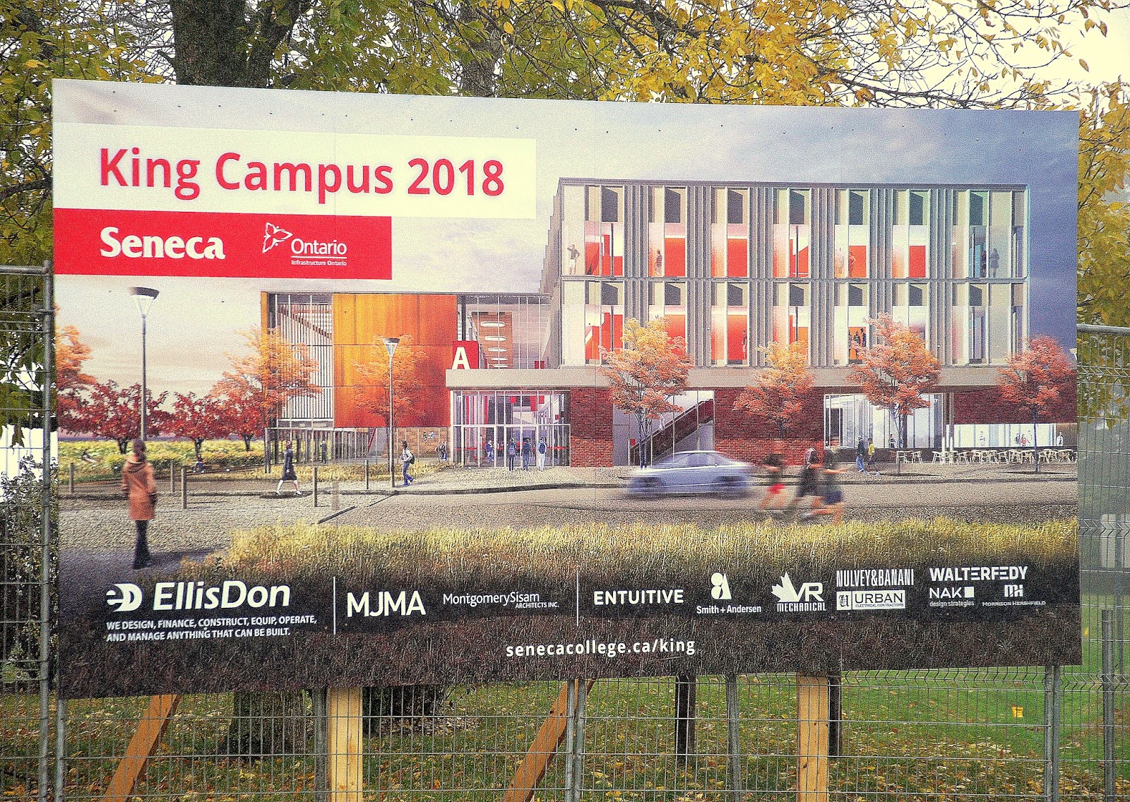 Camera on King & Aurora : Seneca College King to expand