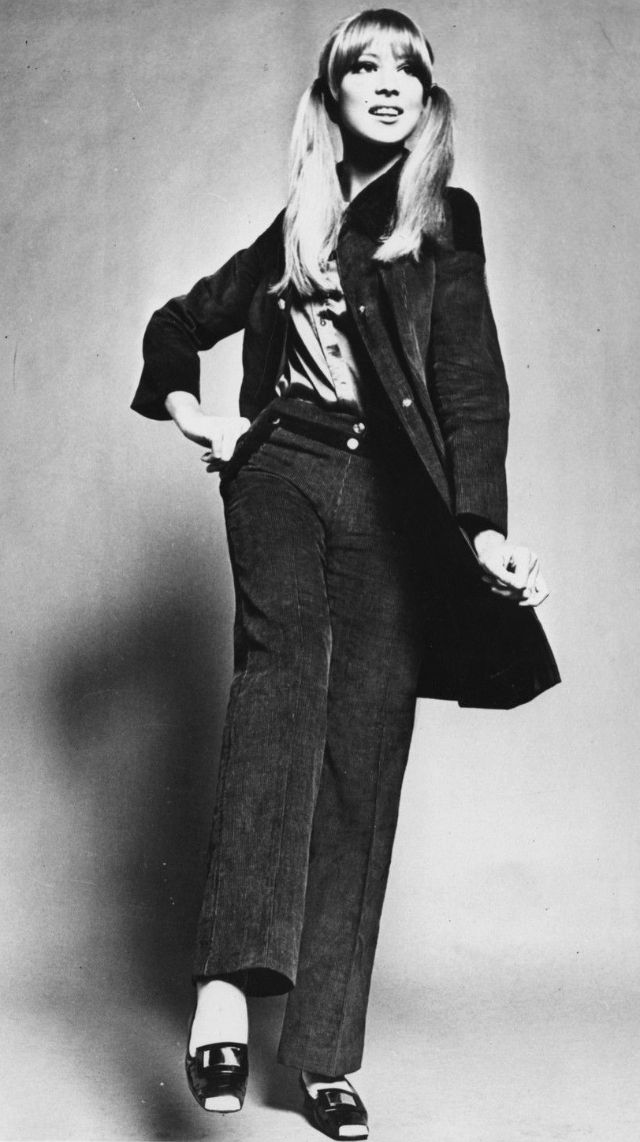 Rock's Most Beautiful Muse: 36 Rare and Fascinating Vintage Photos of a ...