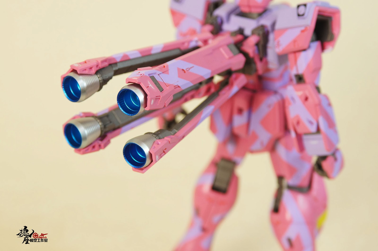 GUNDAM GUY: MG 1/100 Cross Bone Gundam - Painted Build