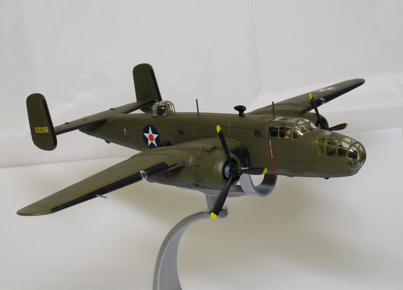 Dora 9 Diecast: Corgi AA35312 B-25 "Ruptured Duck" pictures.
