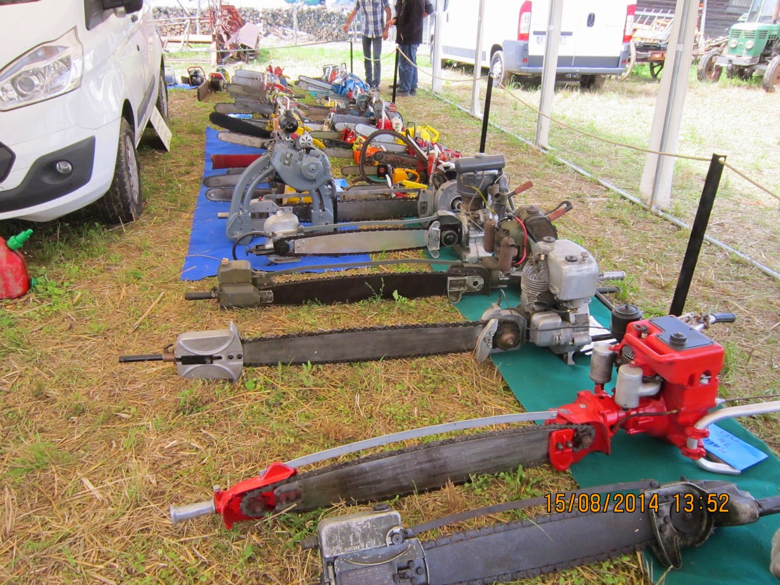 VINTAGE CHAINSAW COLLECTION: SHOWS AND ARTICLES.