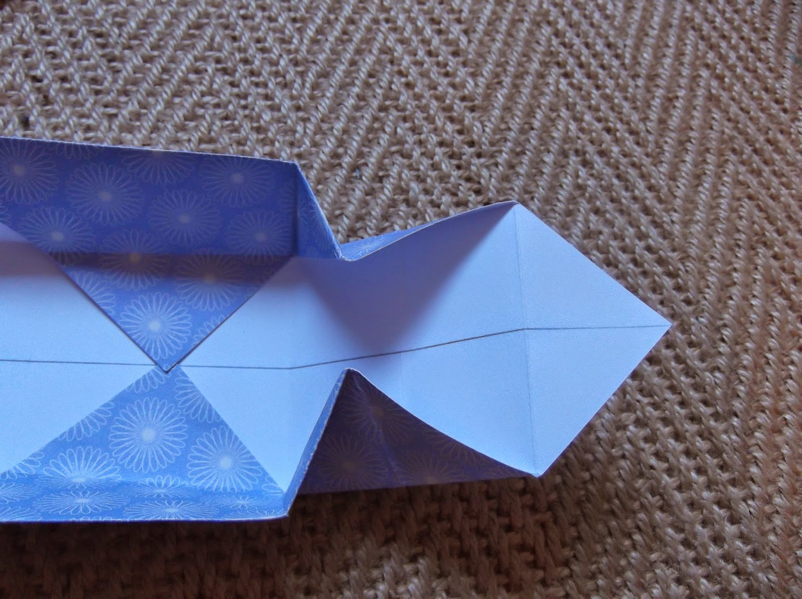Jennysis: Origami box tutorial