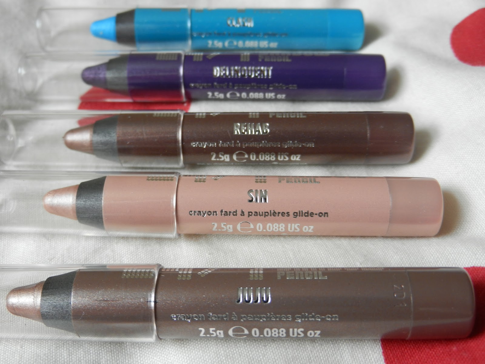 Beautiful Confession: Urban Decay 24/7 Shadow Sticks