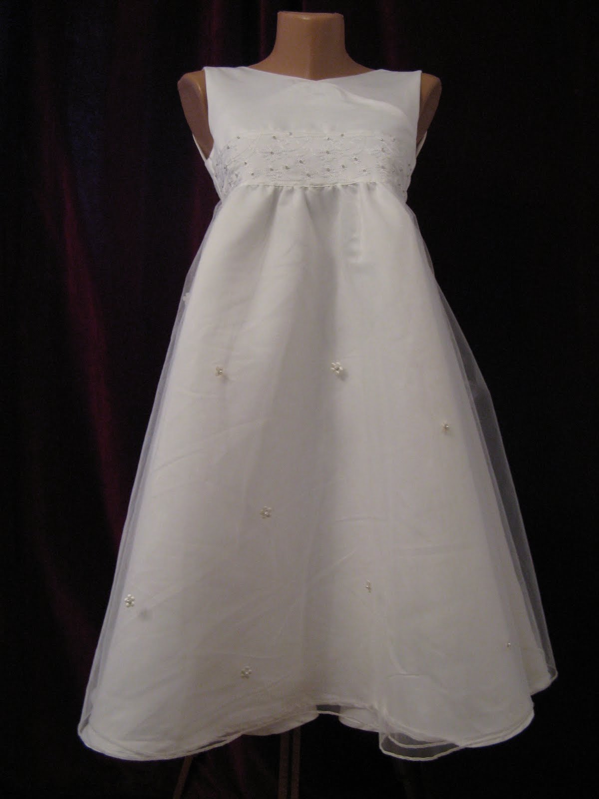 Arta Vintage: cod 237, Rochie alba, copii, disponibil