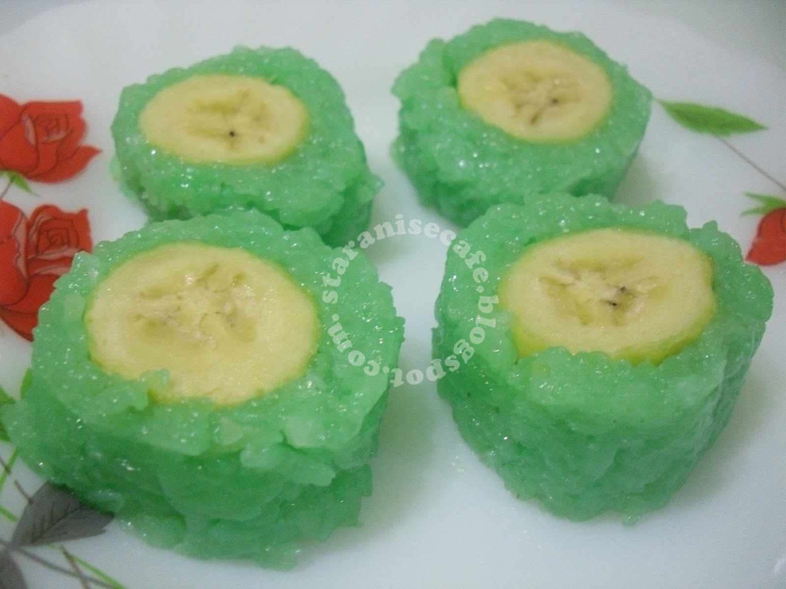 STARANISE CAFE: Pulut Pisang