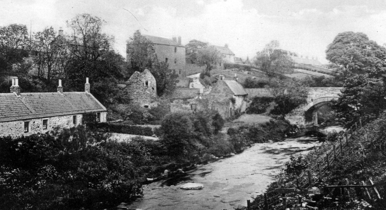 Tour Scotland: Old Photograph Bridge Currie Scotland