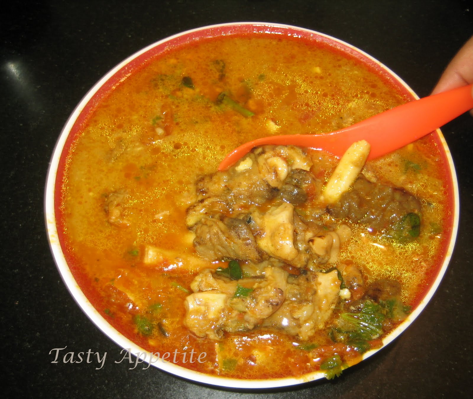 Spicy Aatukal Paya / Hot Goat Leg Curry / Aatukal Soup / Step by Step ...