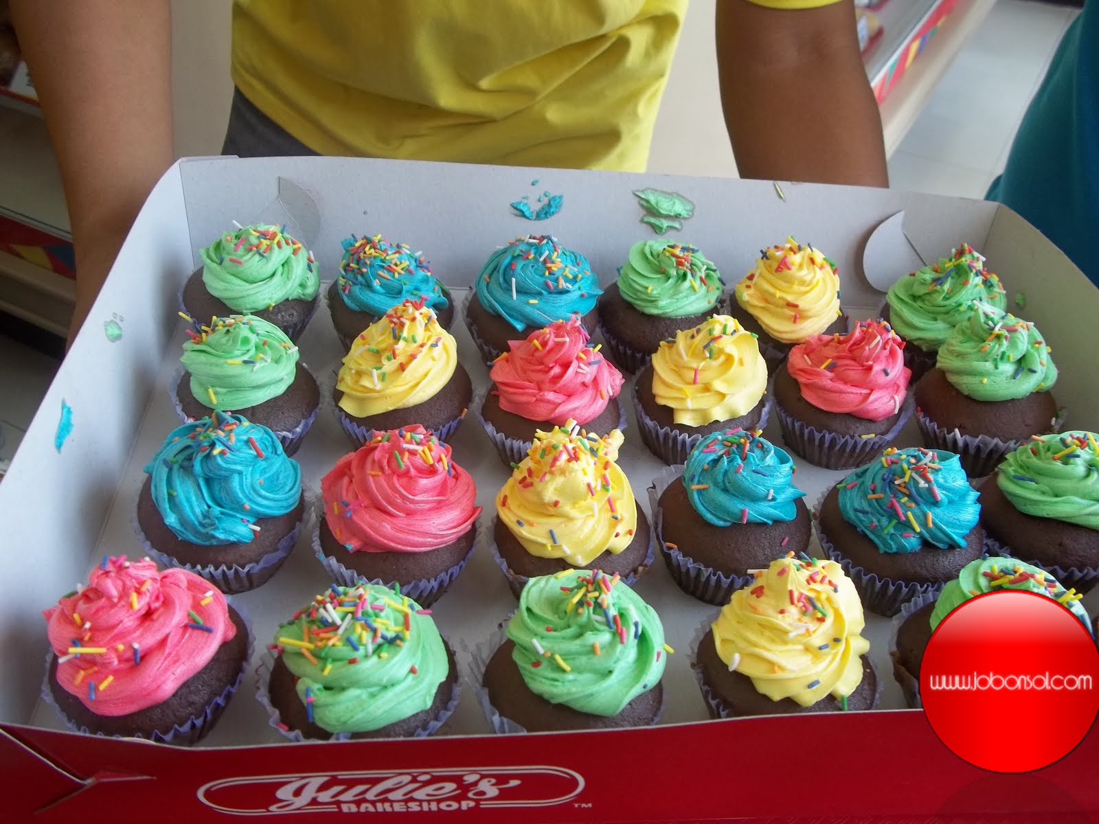 Cogito Ergo Sum: Event: Julie's Bakeshop celebrates 30th year with new ...