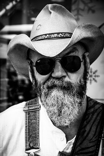 Ben Beckett: 3D and 2D man made and natural shape's