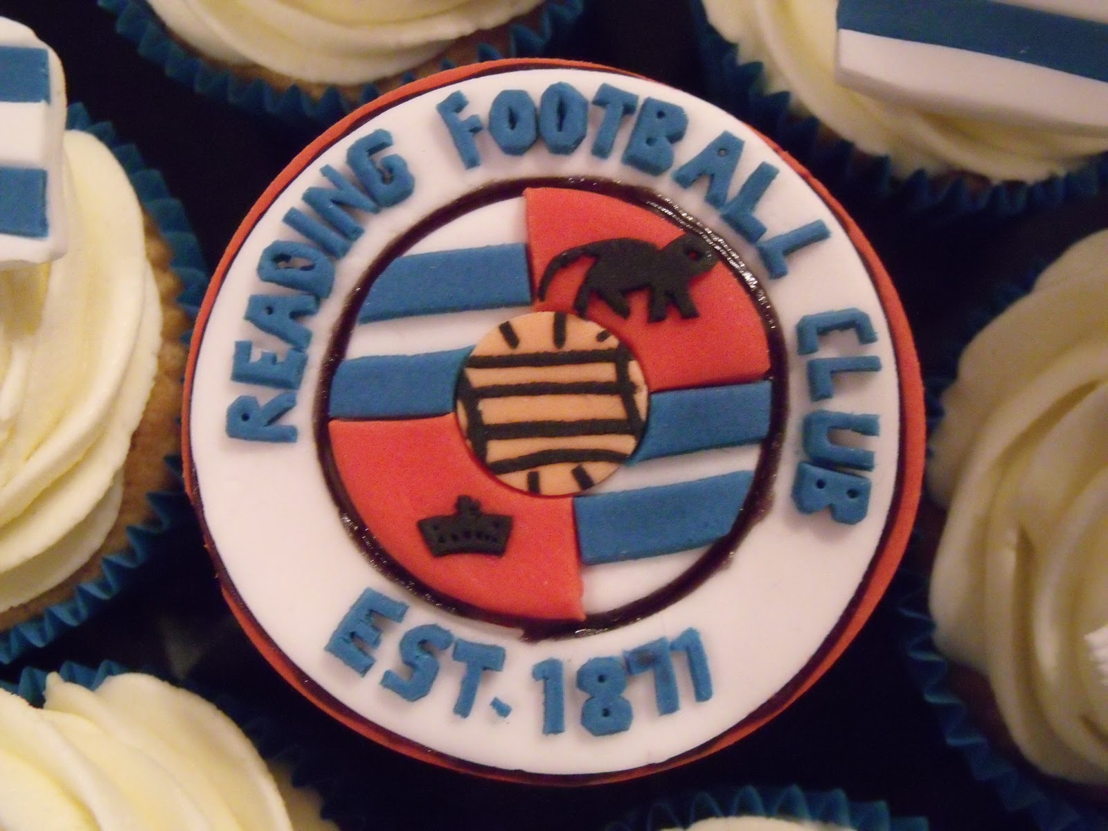 England Football Logos: Reading FC Logo Pictures