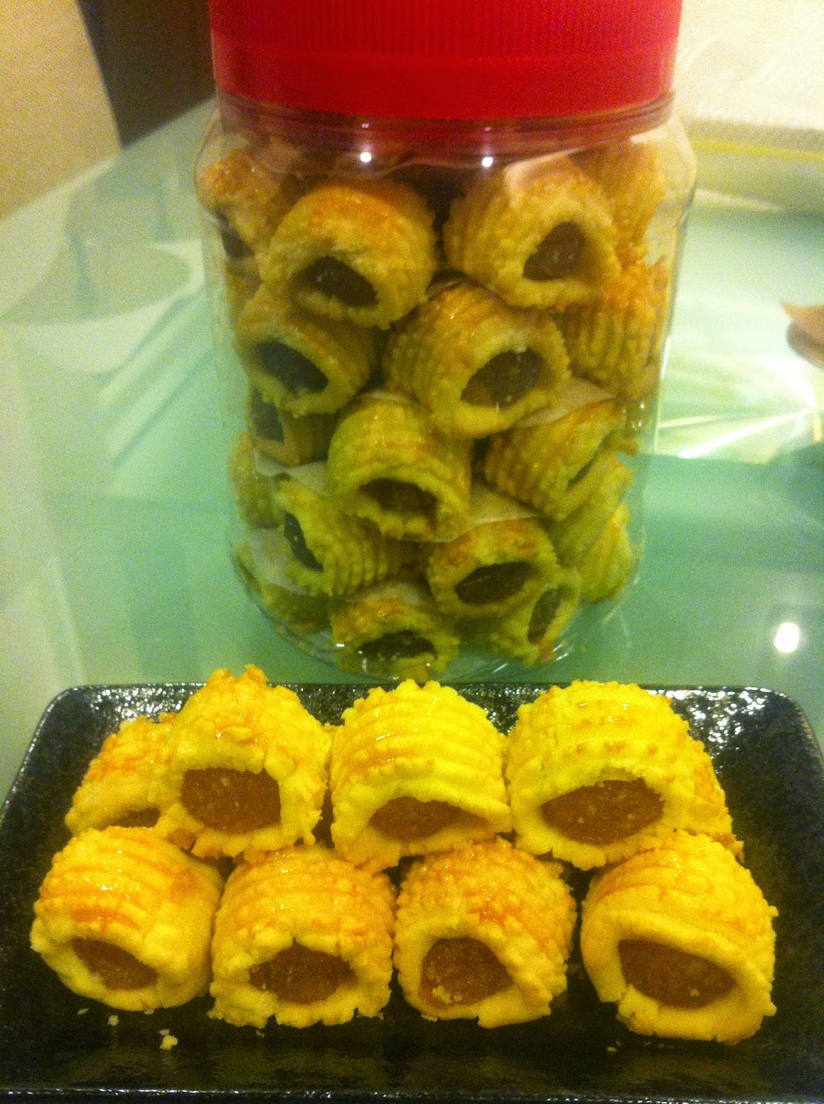Baking For Cowboys: Pineapple Roll Tart 凤梨酥
