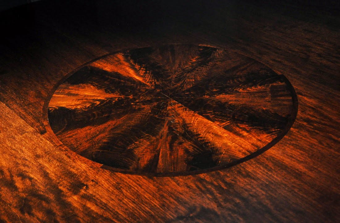 Dorset Custom Furniture - A Woodworkers Photo Journal: a round walnut ...