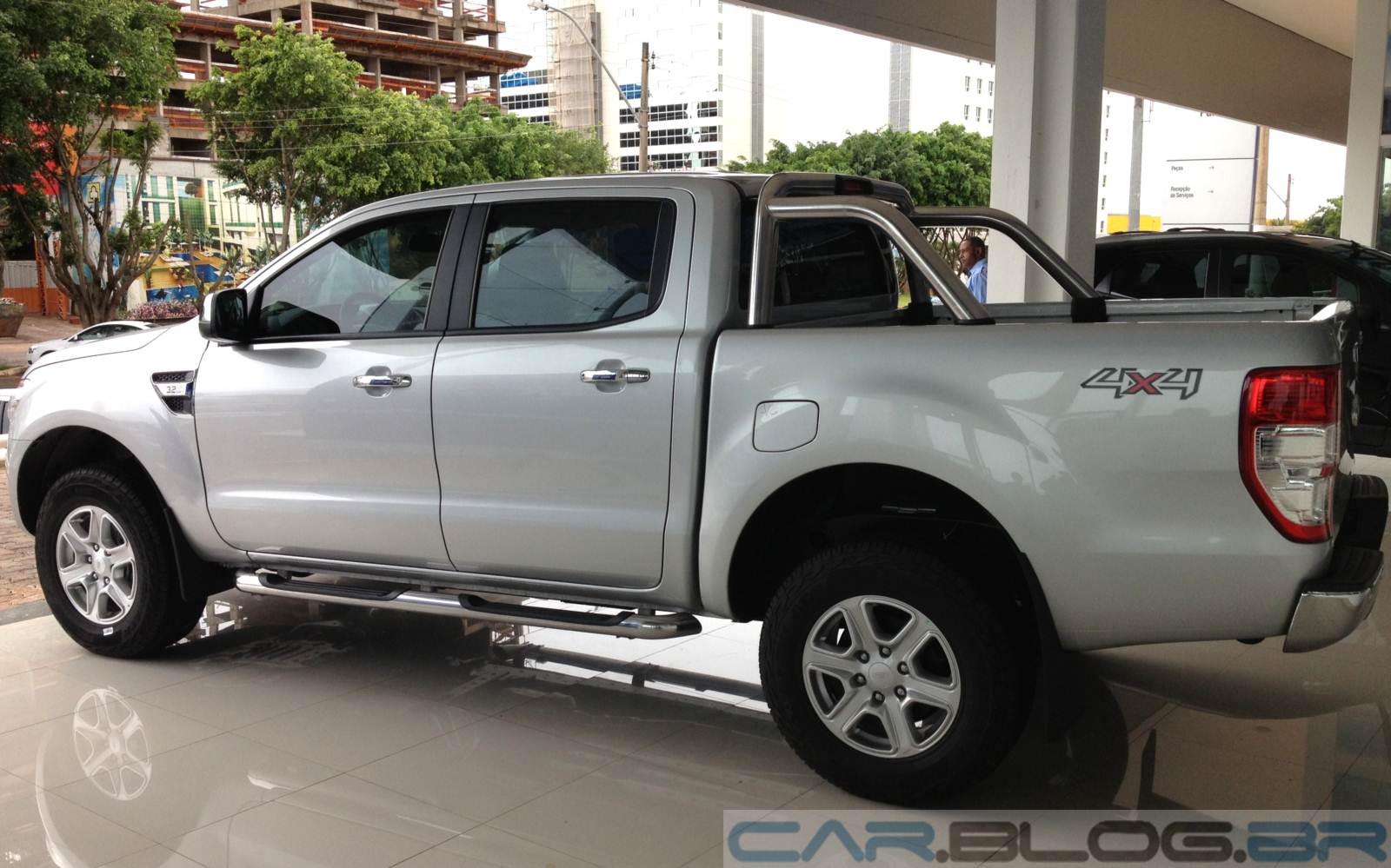 Pick-ups médias: S-10 lidera seguida de Hilux e Amarok