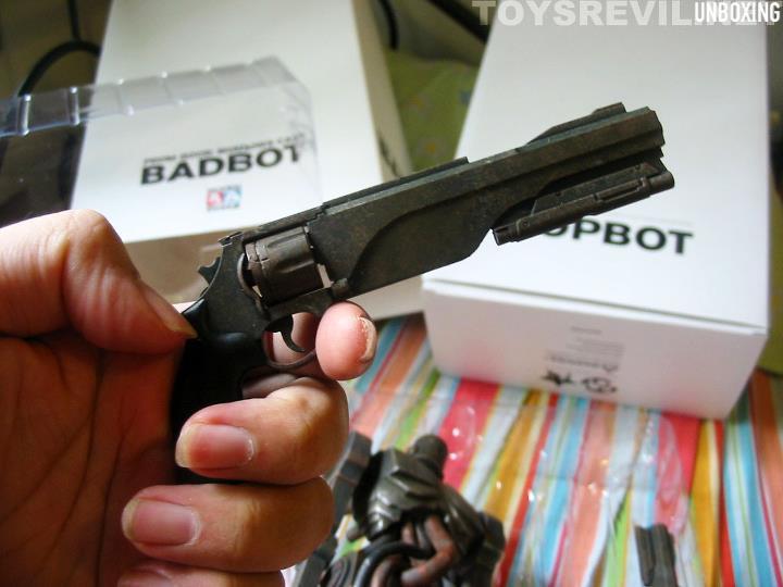 Unboxing Popbots from ThreeA Toys