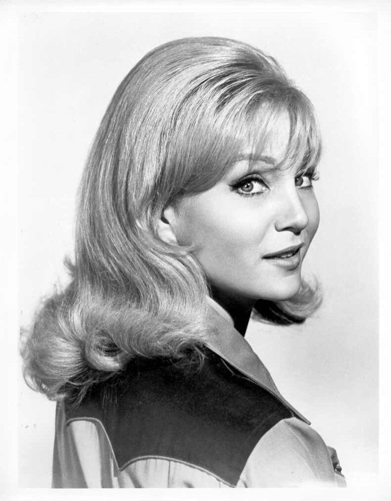 Slice of Cheesecake: Susan Oliver, pictorial