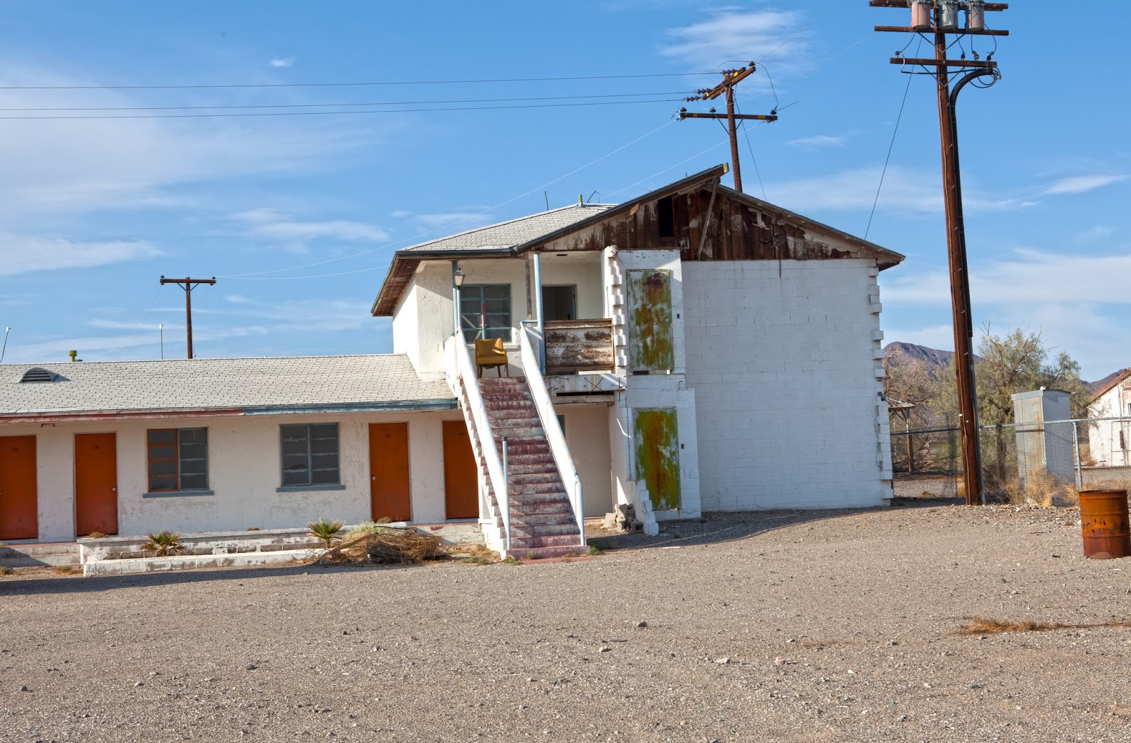 Forgotten Destinations: Amboy : A Ghost Town that is not Dead Yet
