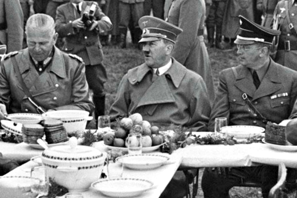 antrophistoria: 1/4/17 - 1/5/17