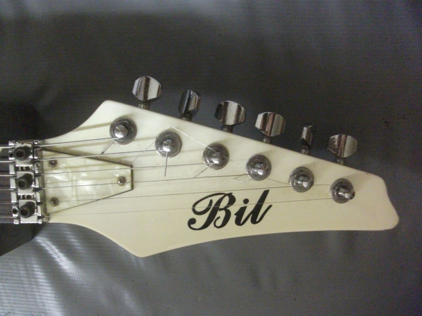 Guitar House Luthier Mogi Guaçu São Paulo : JEM COVER BIL