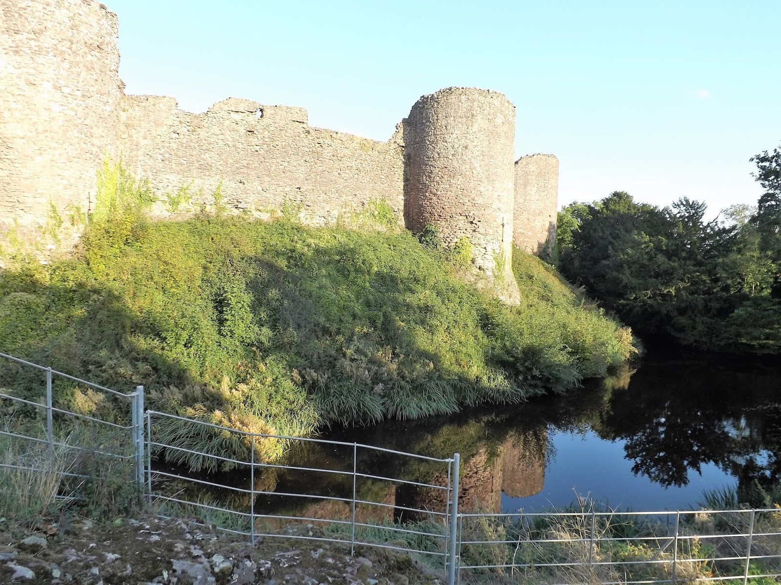 JJ's Wargames: Mr Steve & JJ's Three Castles Walk - Part One