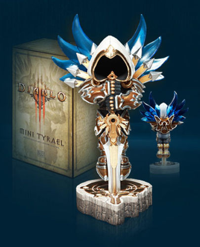 World of Warcraft miniatures: BlizzCon 2011 Exclusive Mini Tyrael Figure