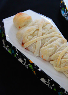 Jo and Sue: Mummy Bread