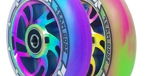 Team Dogz Scooters: Awesome Neo-Chrome Wheels