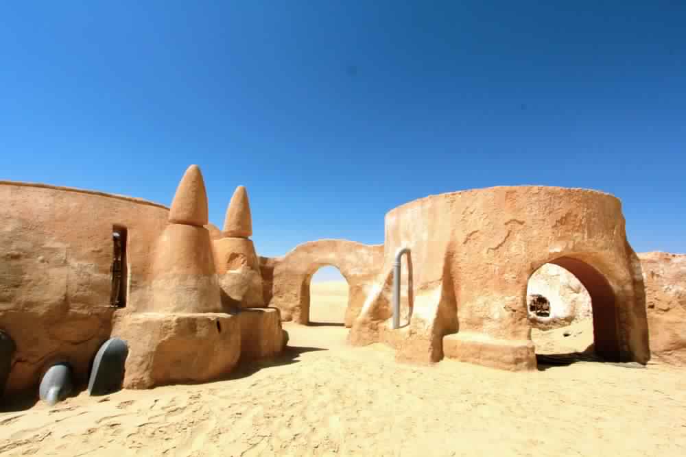 En 5 photos Décor de film Guerre des étoiles a Tozeur - Tunisie Voyage ...