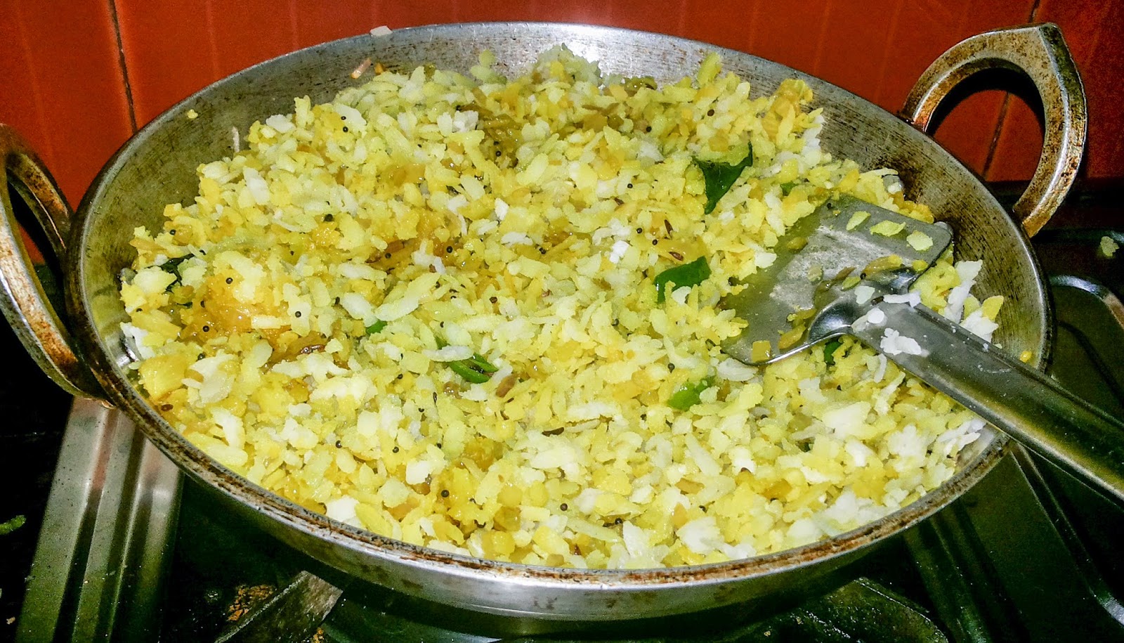 Tasty Kanda Poha, Maharashtrian Recipe ~ Cookery Atlas