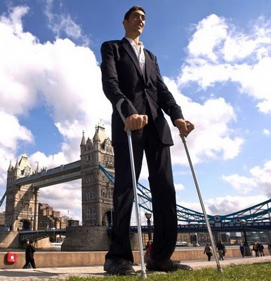 Guinness World Records: Tallest man
