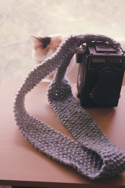 HoleyHoot Designs: Pattern: Camera Strap