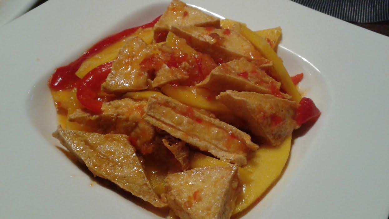 FRIED CHICKEN LIPS: Kobe Steakhouse Hibachi Sushi & Thai