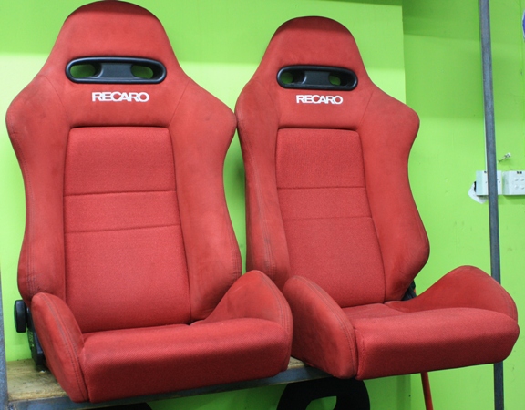 Dingz Garage: Seat Recaro Honda Integra DC5 Type R (RED)