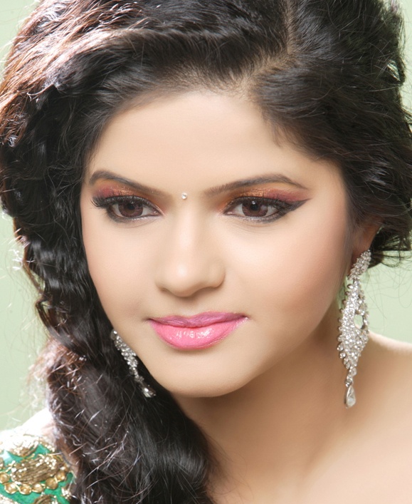 Actress Preethi Das Glamorous Photo Shoot |Tamil Cinema News Updates ...