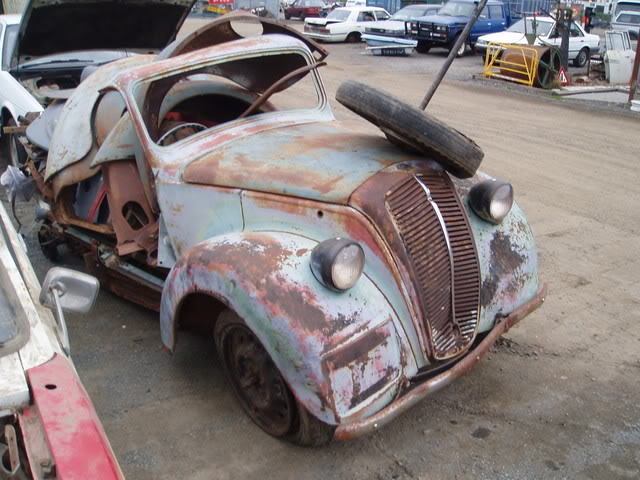 My 1928 Chevrolet: Rusty Relics (Latest Installment of over 150 photos)