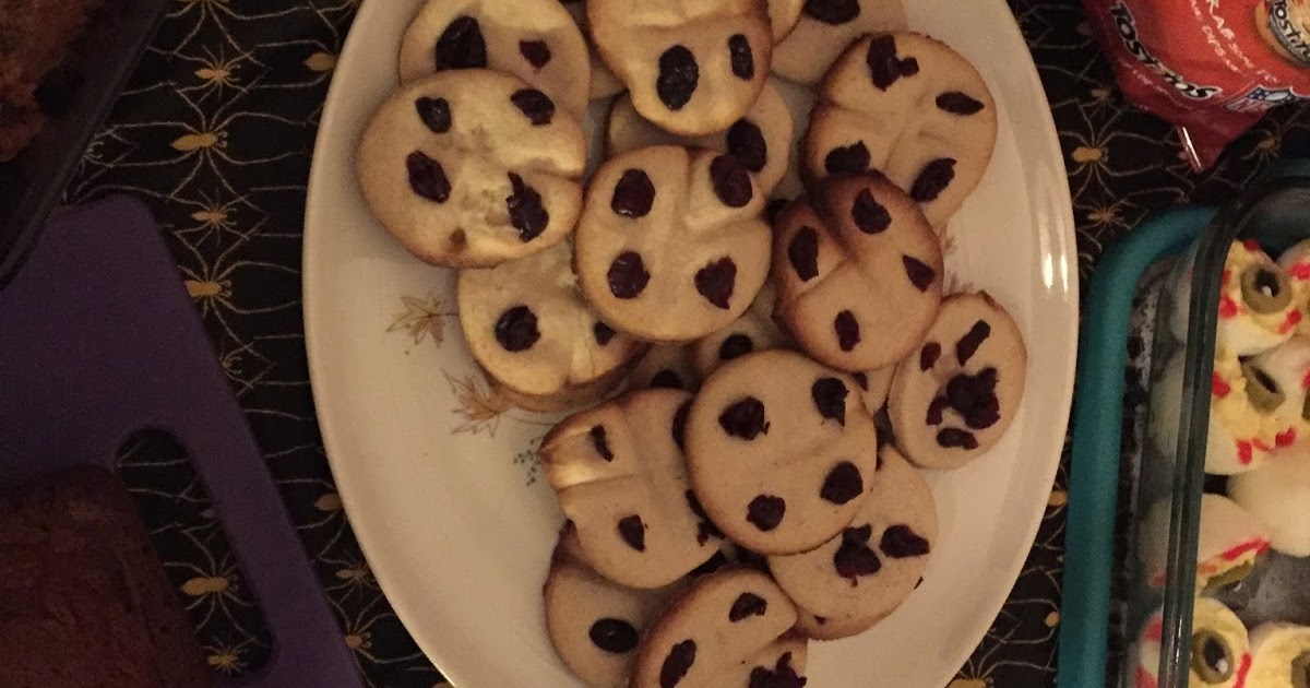 TheThriftArchives: 31 Days of Halloween: Soul Cakes + Recipe