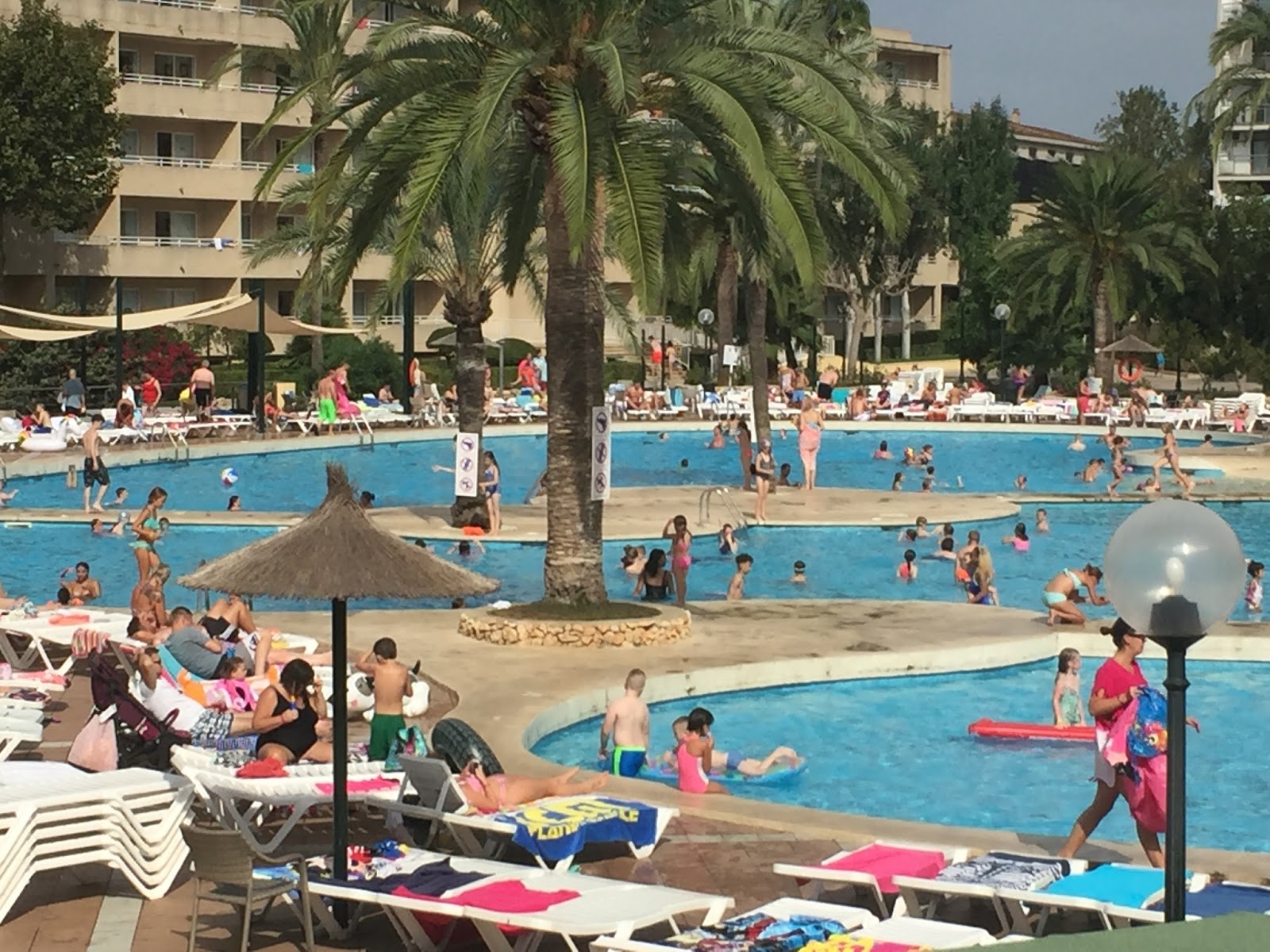 Caroline Makes....: Review: Club Cala Romani, Majorca