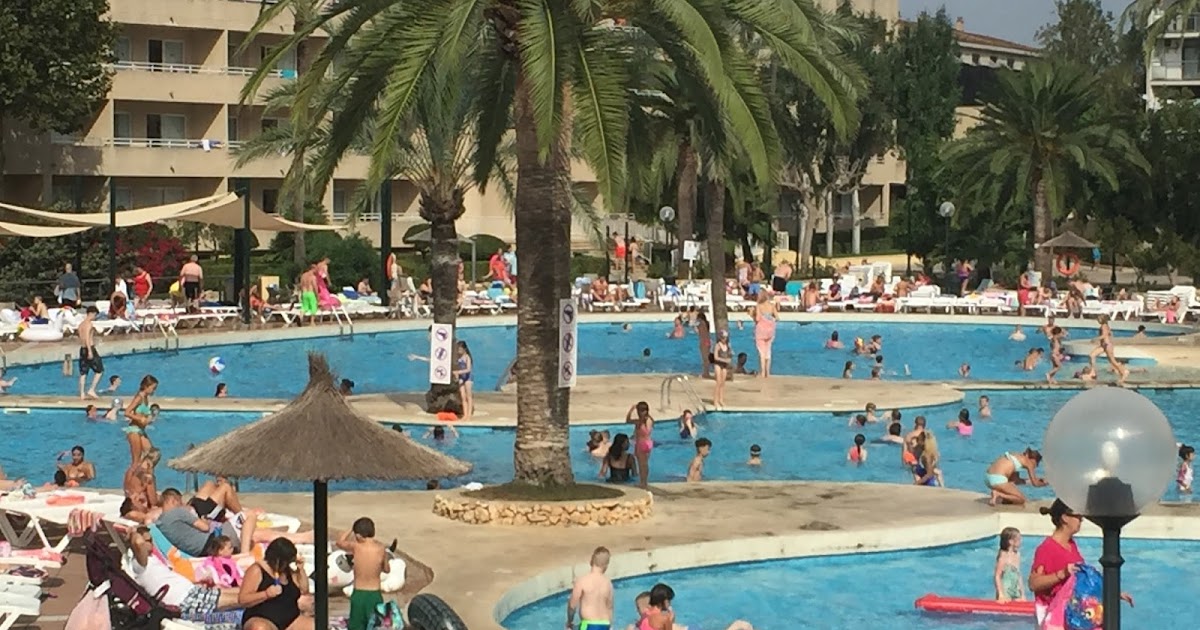 Caroline Makes....: Review: Club Cala Romani, Majorca