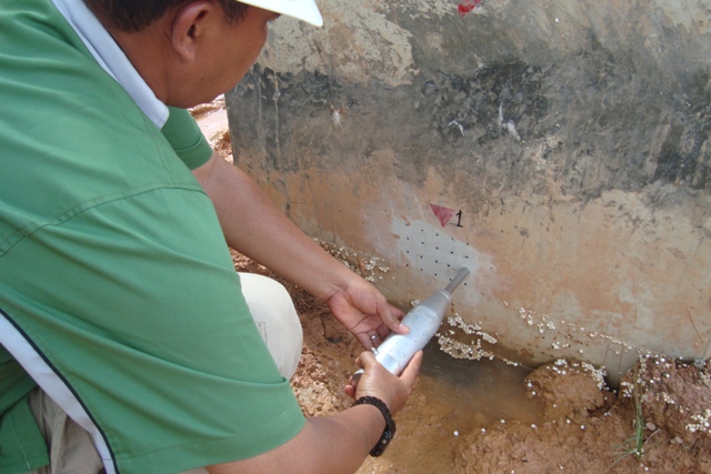 Civil Engineer: Hammer Test