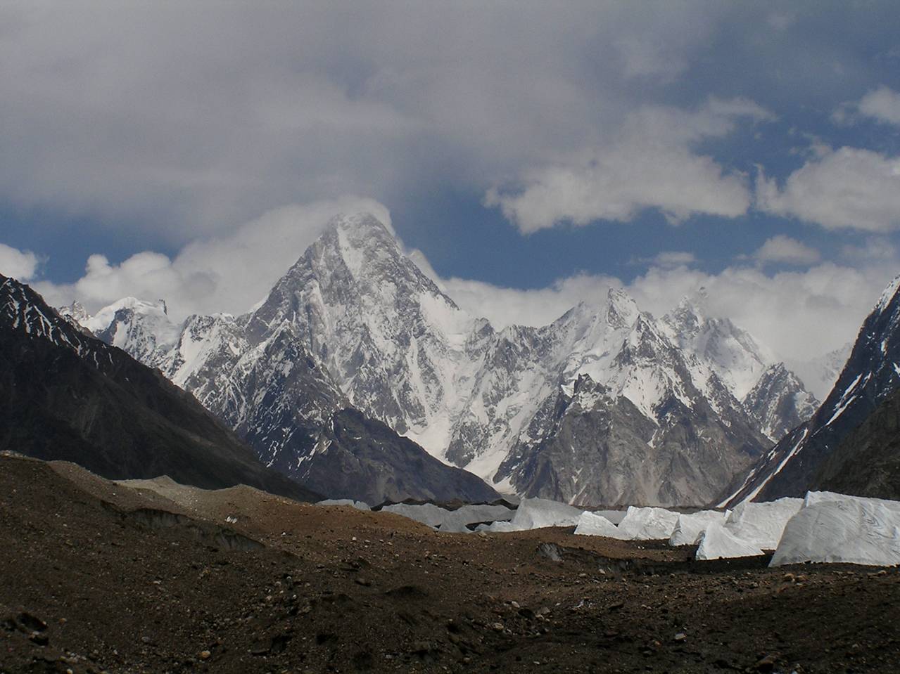 Spreebird: Gasherbrum II (Pakistan) World's 13th Highest Mountain